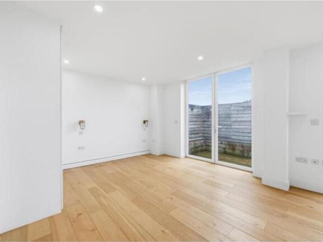2 bedroom apartment for rent in Osborn House, Osborn Terrace, Blackheath, Greenwich, SE3
