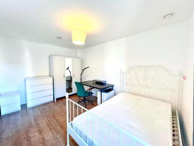 2 bedroom apartment for rent in Oslo Tower, Naomi Street, LONDON, SE8