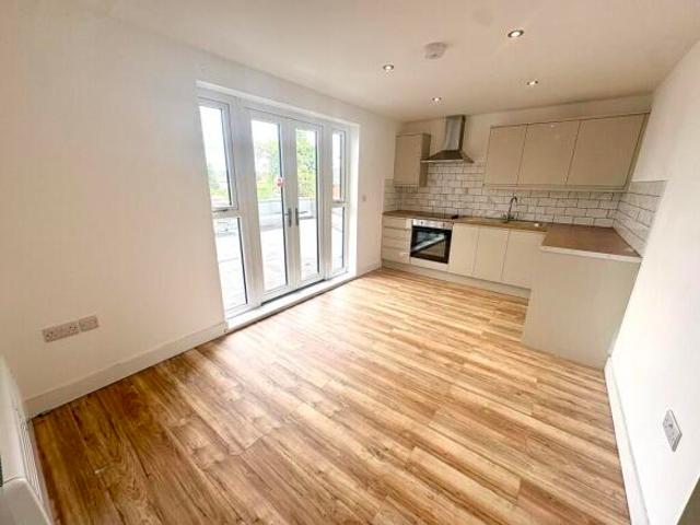 2 bedroom apartment for rent in Osmaston Road, DE24