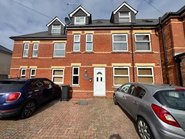 2 bedroom apartment for rent in Oswald Road, Bournemouth, Dorset, BH9