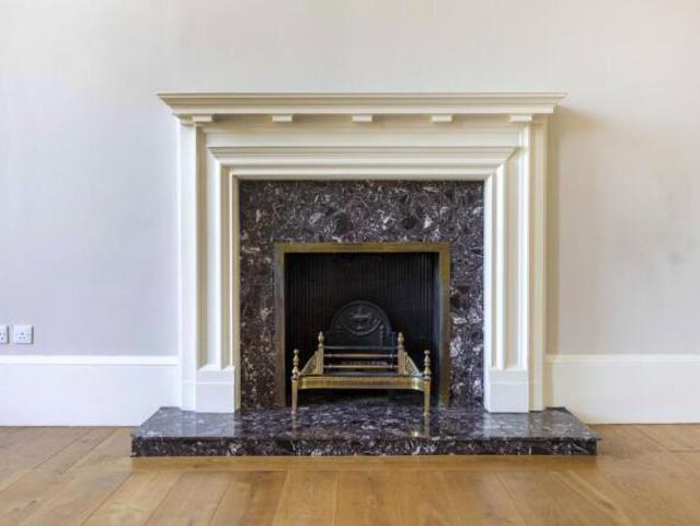 2 bedroom apartment for rent in Atholl Crescent, Edinburgh, Midlothian, EH3