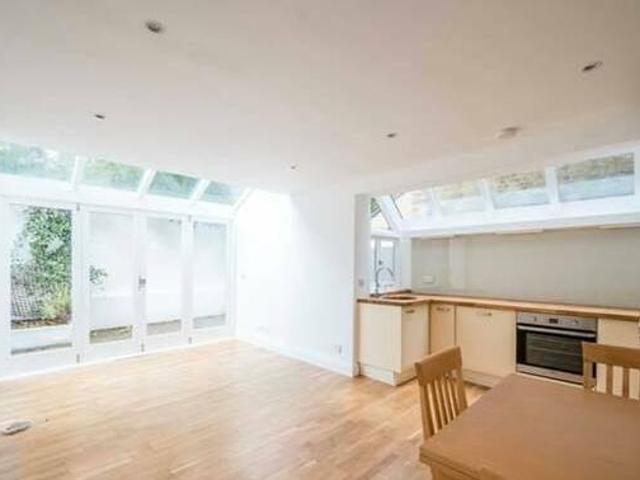 2 bedroom apartment for rent in Atherfold Road London SW9 9LW SW9