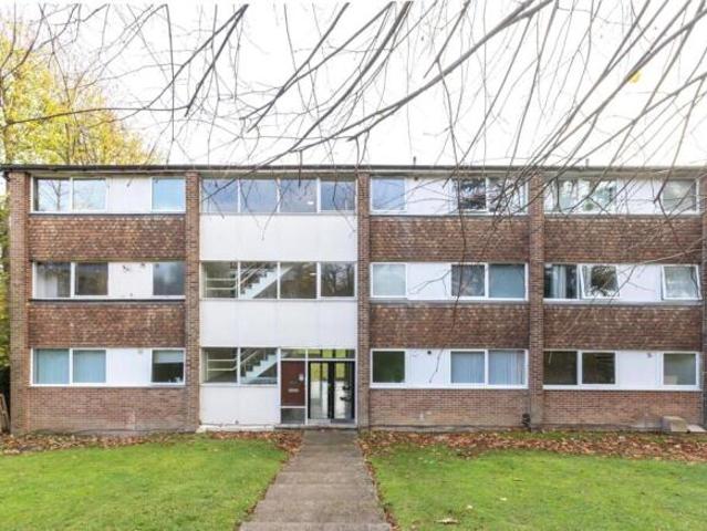 2 bedroom apartment for rent in Auckland Road, London, SE19