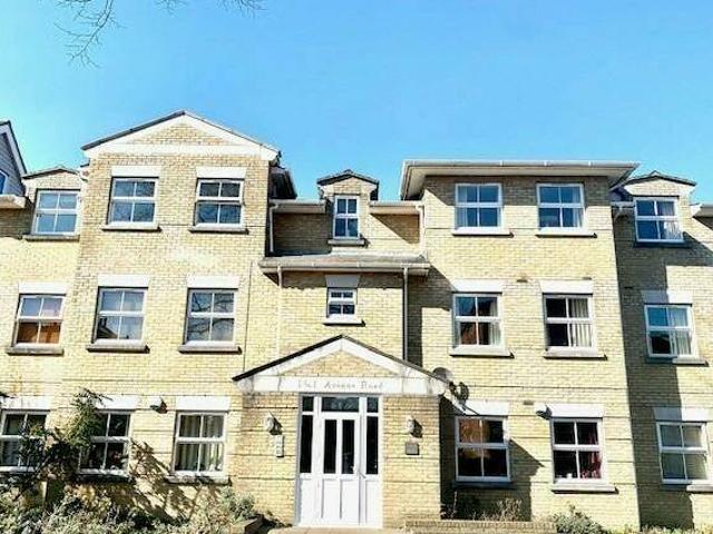 2 bedroom apartment for rent in Avenue Road Southampton SO14