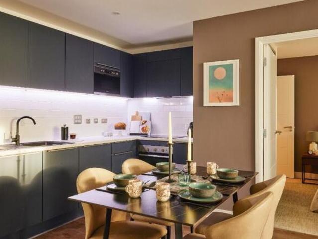 2 bedroom apartment for rent in Avebury Boulevard, Milton Keynes, MK9