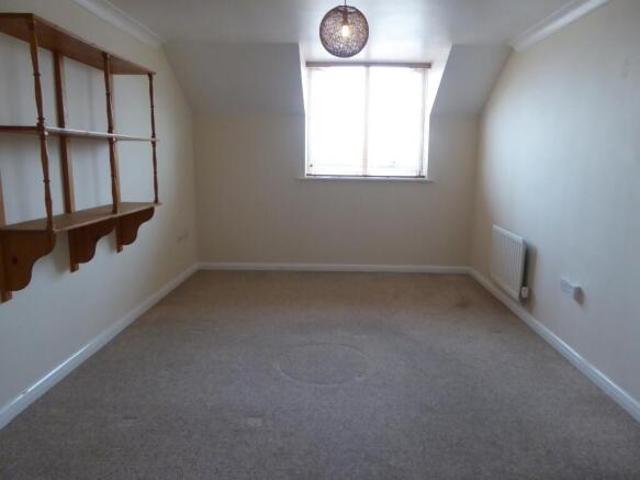 2 bedroom apartment for rent in Aveley House, Iliffe Close, Reading, RG1