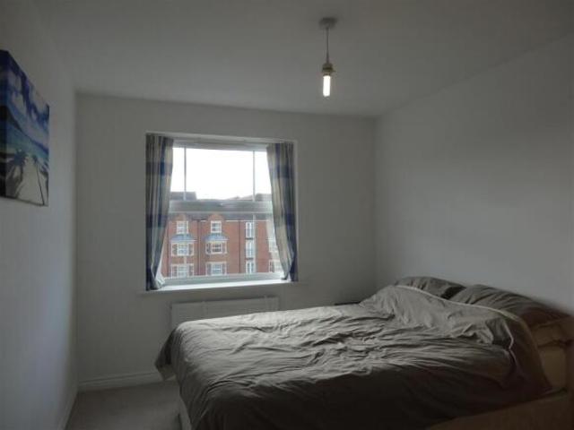2 bedroom apartment for rent in Avery Court Solihull, B91