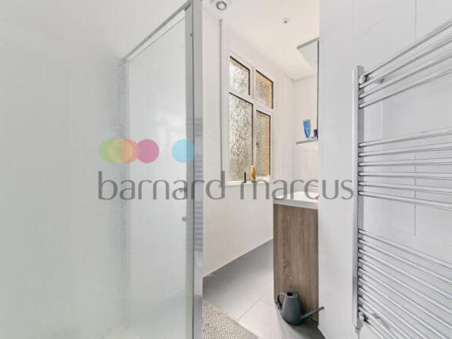 2 bedroom apartment for rent in Avondale Road, SOUTH CROYDON, CR2