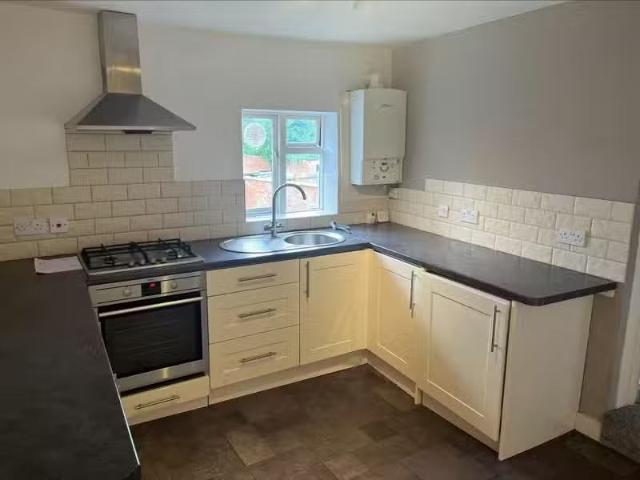 2 bedroom apartment for rent in a, High Street, Alcester, B49