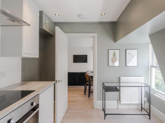 2 bedroom apartment for rent in Adam & Eve Mews, W8