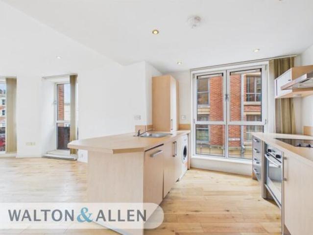 2 bedroom apartment for rent in Adams Walk, Fletcher Gate, NG1