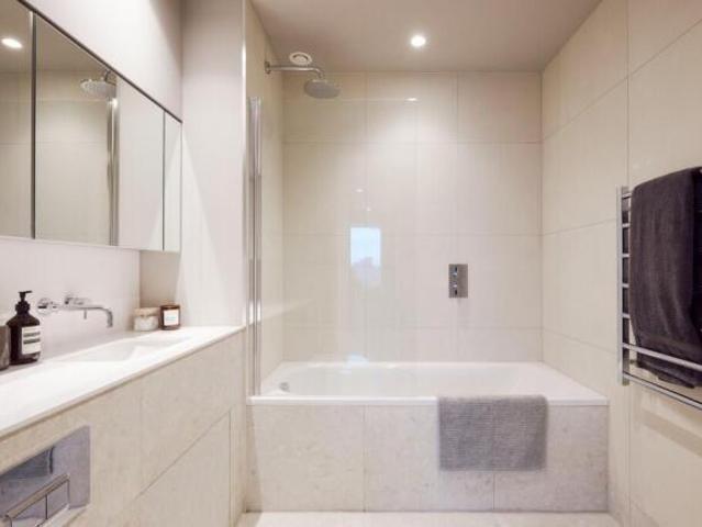 2 bedroom apartment for rent in Addington Street, Manchester, Greater Manchester, M4