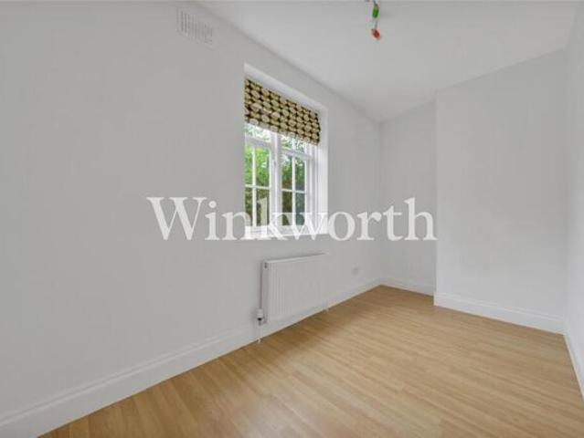 2 bedroom apartment for rent in Addison Way, London, NW11
