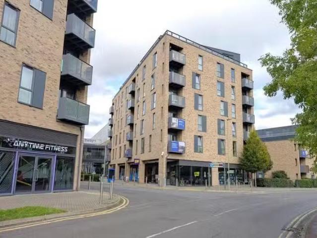 2 bedroom apartment for rent in Addlestone, Surrey, KT15