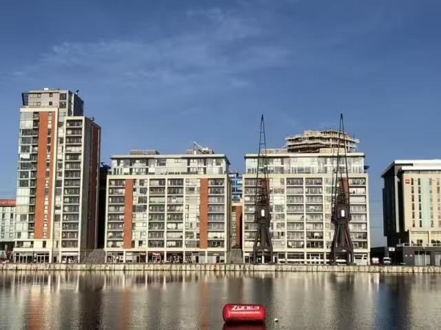 2 bedroom apartment for rent in Aegean Apartments, Docklands.