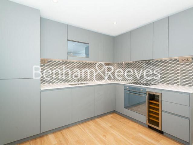 2 bedroom apartment for rent in Aerodrome Road, Colindale, NW9