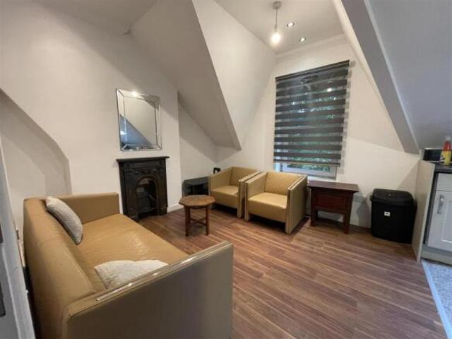 2 bedroom apartment for rent in Albany Road, Cardiff, CF24