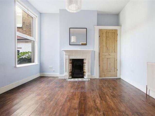 2 bedroom apartment for rent in Albert Road, London, N22