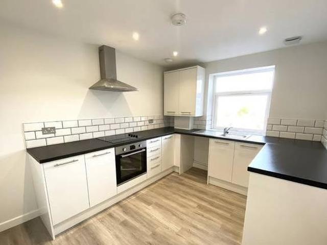 2 bedroom apartment for rent in Albert Road Southsea PO5