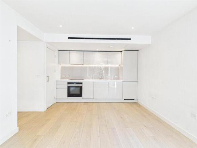 2 bedroom apartment for rent in Albion Place, London, W6