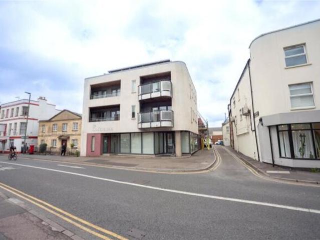 2 bedroom apartment for rent in Albion Street, Cheltenham, Gloucestershire, GL52