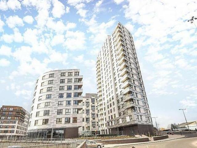 2 Bedroom Apartment For Rent In Alfred Street, Reading