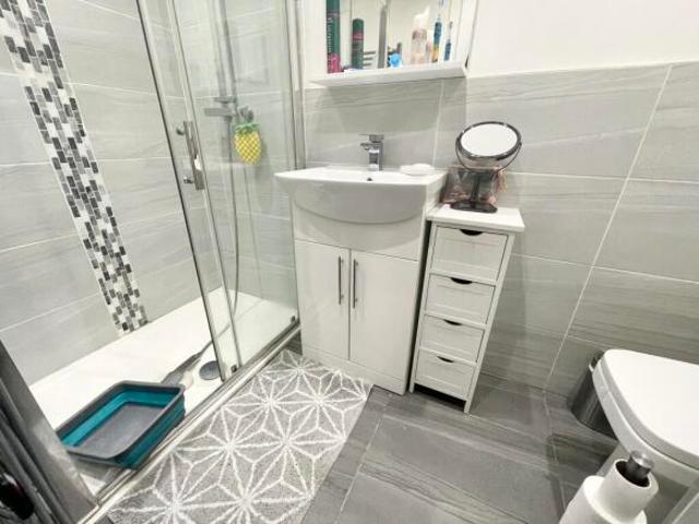 2 bedroom apartment for rent in Alma Street, LU1
