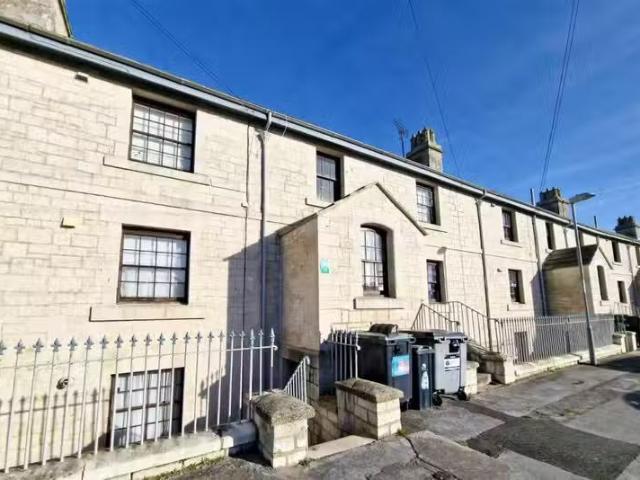 2 bedroom apartment for rent in Alma Terrace, Portland, DT5