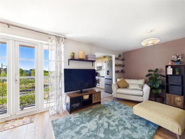2 bedroom apartment for rent in Alnesbourn Crescent, Ipswich, Suffolk, IP3