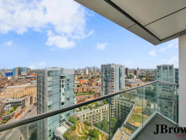 2 bedroom apartment for rent in Altitude Point, London, E1