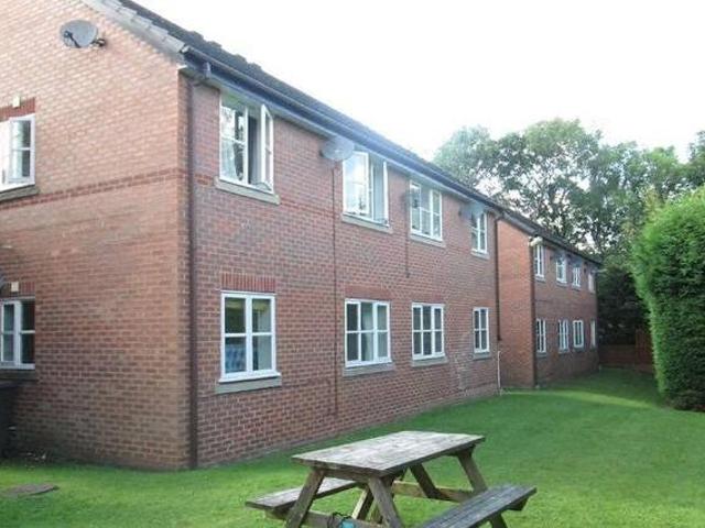 2 bedroom apartment for rent in Anchorside Close Chorlton M21