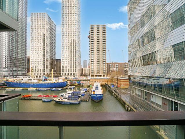 2 bedroom apartment for rent in Antilles Bay, Lawn House Close E14