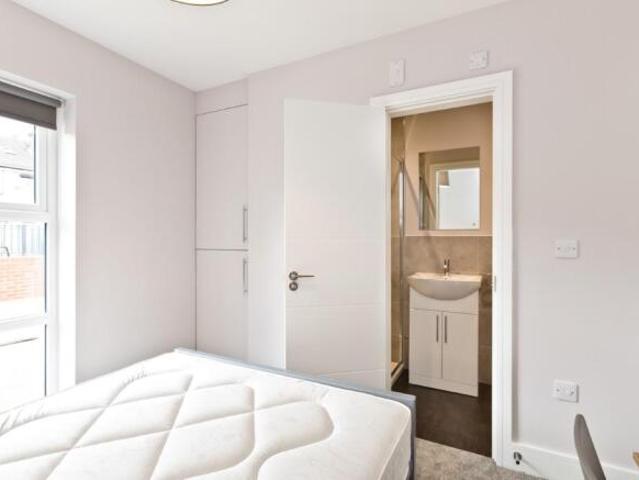 2 bedroom apartment for rent in 8 Lynthorpe House, Sheffield, S1