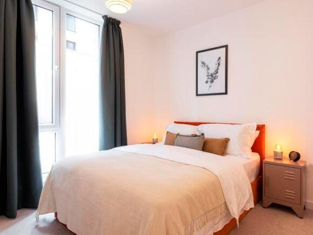 2 bedroom apartment for rent in Apartment 1012, The Almere, 353 Avebury Boulevard, Milton Keynes, Buckinghamshire, MK9 2GH, MK9