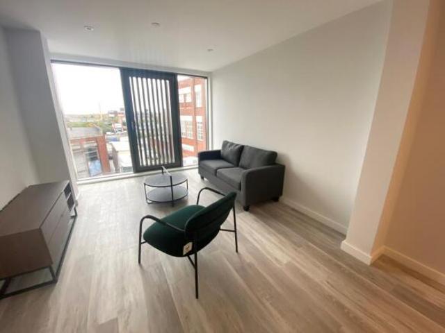 2 bedroom apartment for rent in Apex lofts, B12