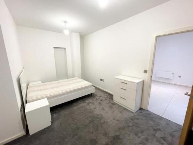 2 bedroom apartment for rent in Apt 2.09: Ice Plant, M4