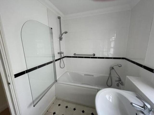 2 bedroom apartment for rent in Ardent Avenue, Walmer, CT14