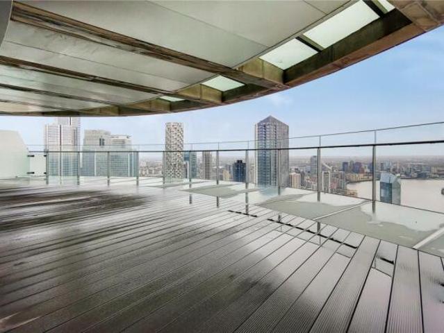 2 bedroom apartment for rent in Arena Tower, Canary Wharf, E14