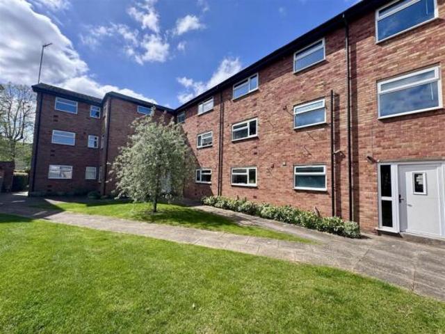 2 bedroom apartment for rent in Arlington Avenue, Leamington Spa, CV32