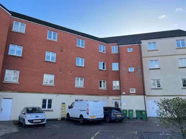 2 bedroom apartment for rent in Arnold Road, Mangotsfield, BS16