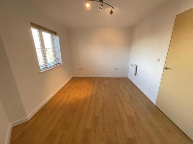 2 bedroom apartment for rent in Arnold Road, Mangotsfield, BS16