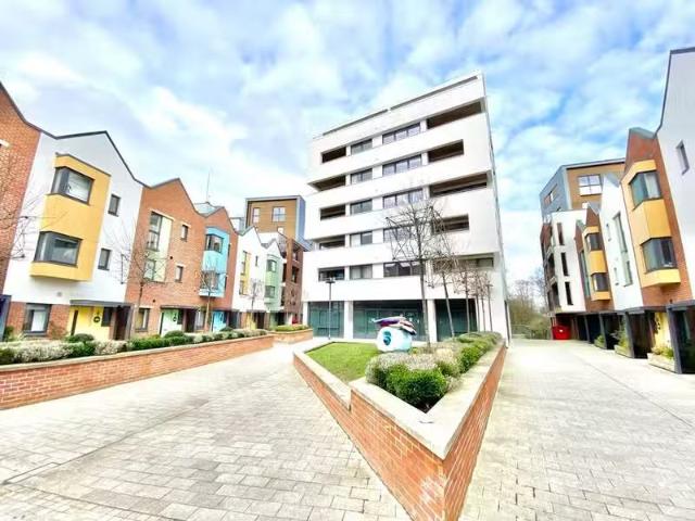2 bedroom apartment for rent in Arnos Vale, Paintworks, BS4 3A.