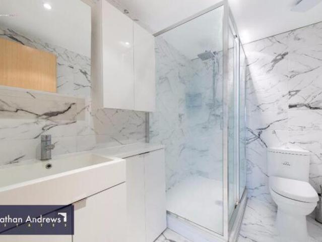 2 bedroom apartment for rent in Arnhem Place, London, E14