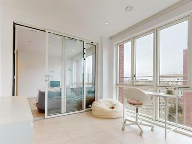 2 Bedroom Apartment For Rent In Arniston Way, London