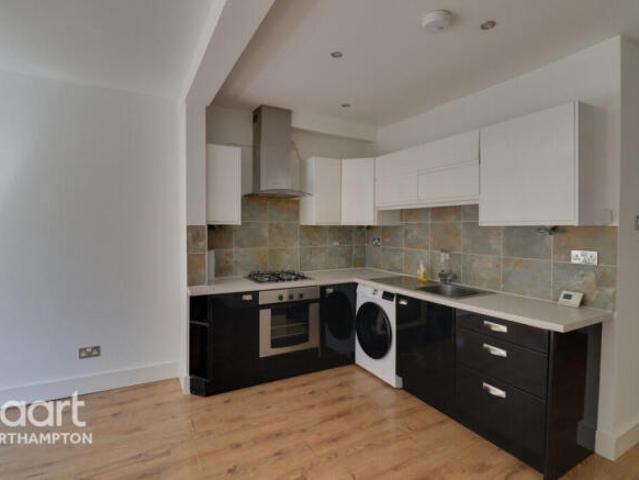 2 bedroom apartment for rent in Artizan Road, Northampton, NN1