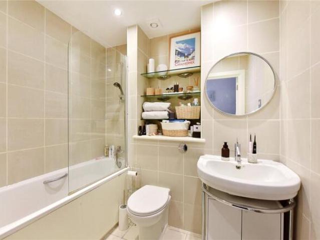 2 bedroom apartment for rent in Artichoke Hill, London, E1W