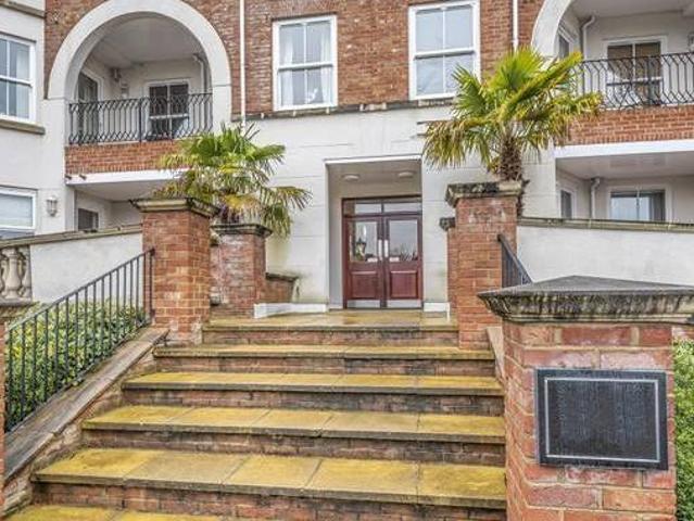 2 bedroom apartment for rent in Ascot Berkshire SL5
