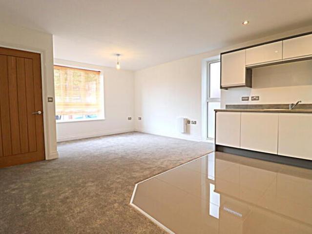 2 bedroom apartment for rent in Ashburnham Road, Bedford, MK40