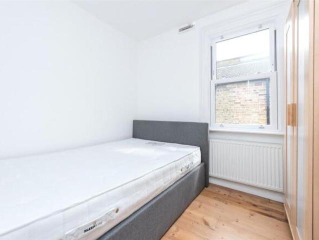 2 bedroom apartment for rent in Ashburnham Road, London, NW10