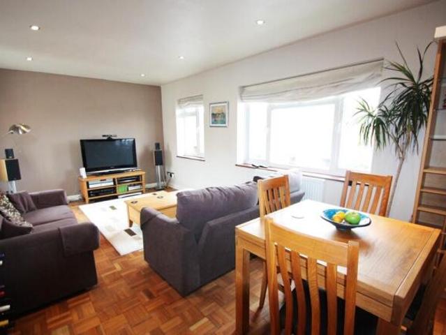 2 bedroom apartment for rent in Ashburton Road, East Croydon, CR0